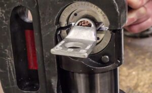 Border States and BURNDY®: How to properly crimp copper connectors ...